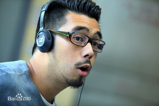 最全周显扬(Roy Chow Hin-Yeung、Roy Chow)素颜照-万佳直播吧