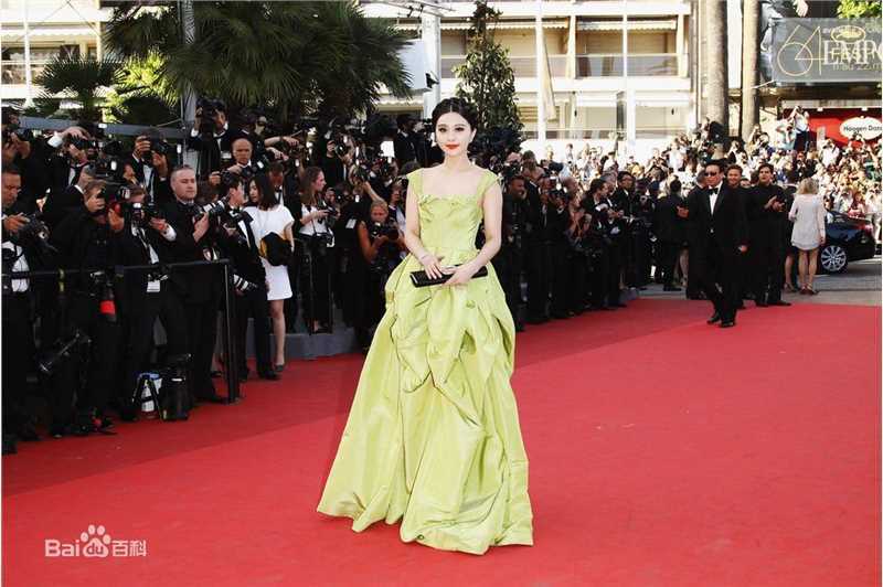 范冰冰(Fan Bingbing)红毯照片002壁纸壁纸-万佳直播吧