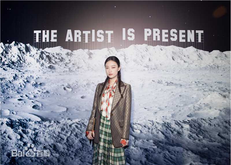 倪妮(NiNi)Gucci 艺术家此在展览性感图片图集-万佳直播吧