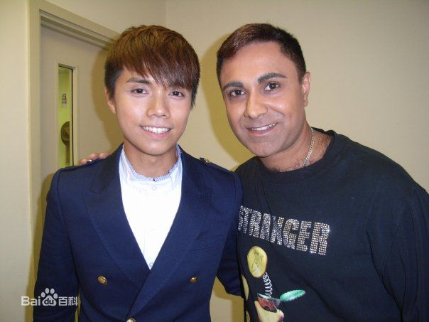 张敬轩(Hins/Hins Cheung/Cheung King Hin)生活照生活照-万佳直播吧