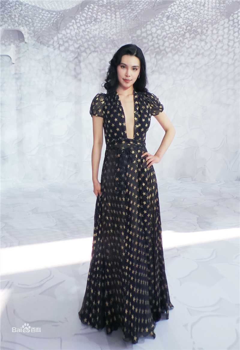 韩丹彤(dan tong Han)纽约时装周图片图集-万佳直播吧