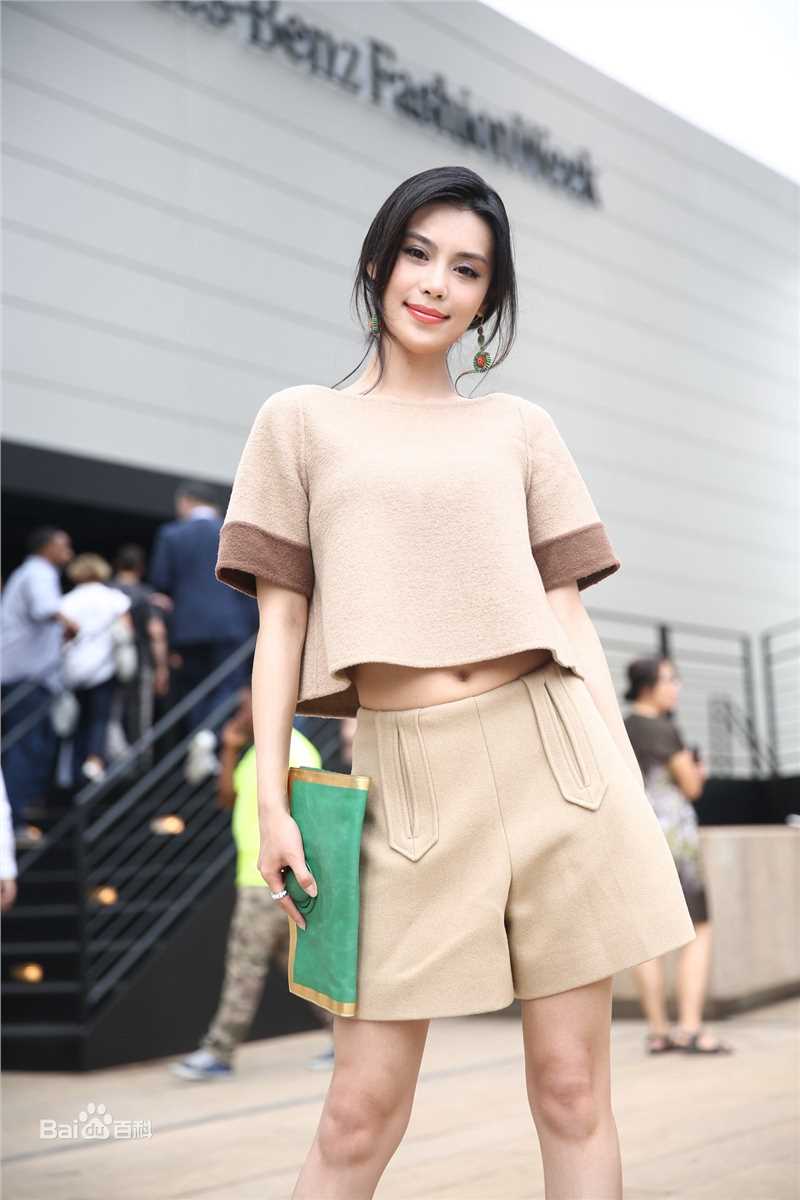 韩丹彤(dan tong Han)纽约时装周图片图集-万佳直播吧