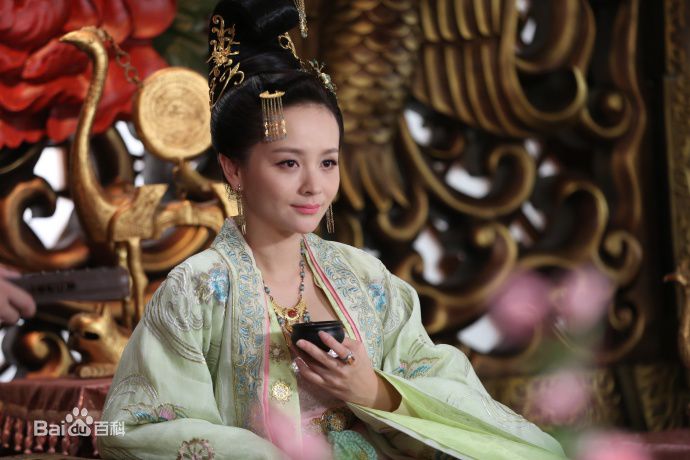 最新邓莎(Deng Sha)在《孤芳不自赏》张贵妃中的壁纸-万佳直播吧