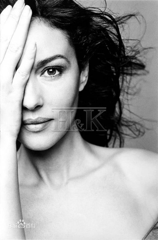 精选莫妮卡·安娜·玛丽亚·贝鲁奇(Monica Anna Maria Bellucci)精彩图册5-万佳直播吧