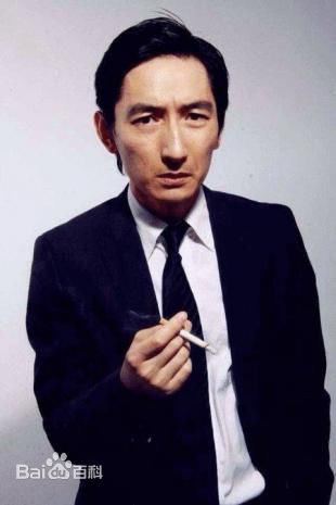 最新蒋中伟(Jiang Zhongwei)性感图片-万佳直播吧