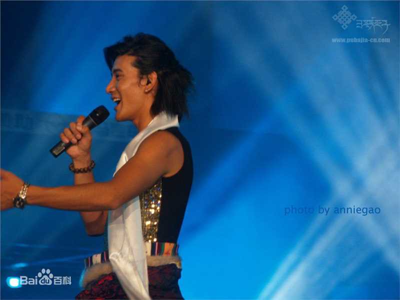 精选蒲巴甲(Purba Rgyal)在2006《加油！好男儿》台前幕后中的图册-万佳直播吧