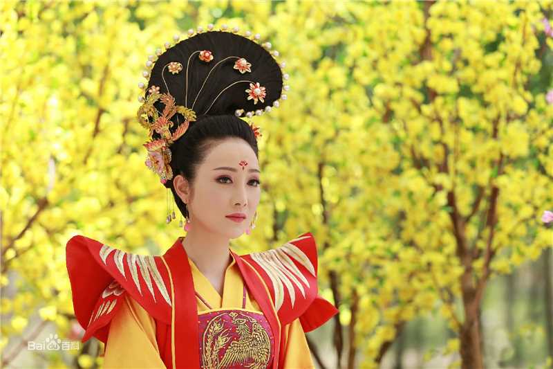 蒋林静(Jiang Linjing)皇后专业户图片图集-万佳直播吧