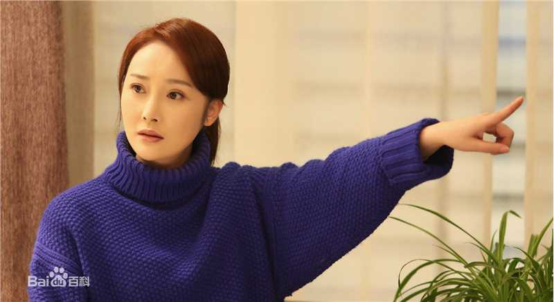 蒋林静(Jiang Linjing)现代造型素颜照壁纸-万佳直播吧