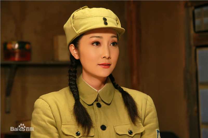 蒋林静(Jiang Linjing)军装造型壁纸壁纸-万佳直播吧