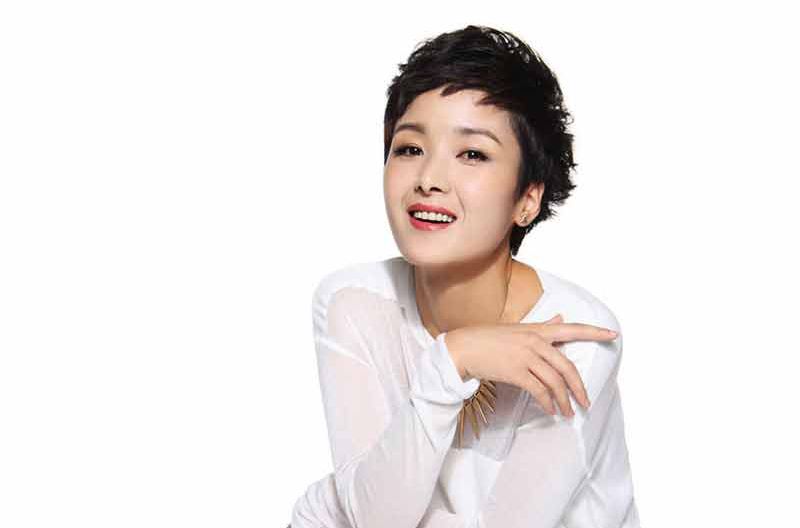 精选黄曼(Huang man)-万佳直播吧