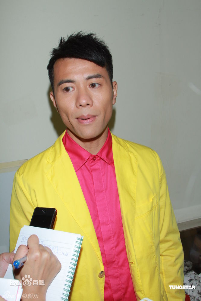 最新梁汉文(Edmond Leung)精彩图册-万佳直播吧