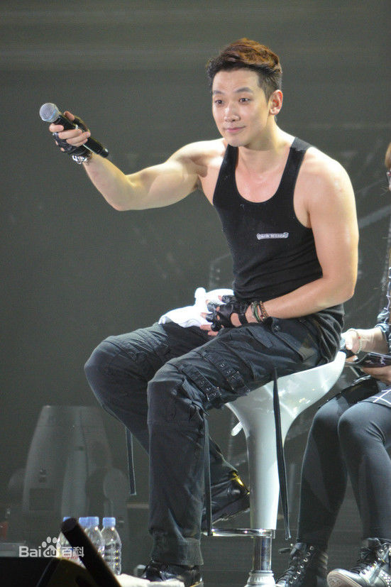 郑智薰(英文名:Rain 韩文名： 罗马拼音：Jung Ji Hoon)Rain Effect Show性感图片图集-万佳直播吧