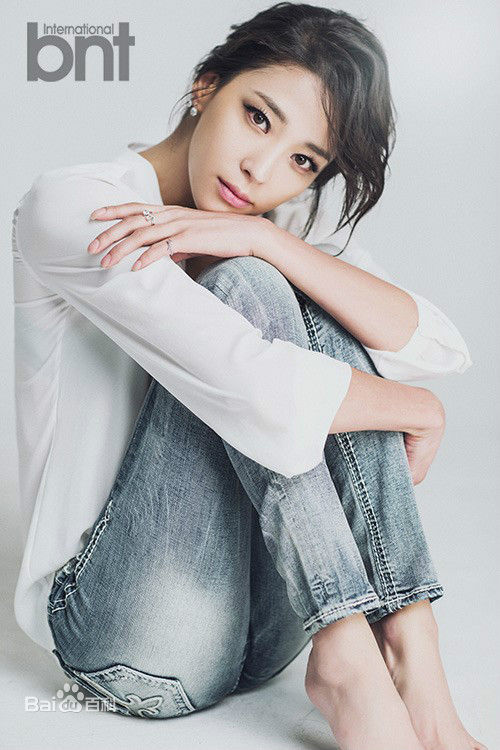 韩高恩(/Han Go Eun)成熟魅力图册-万佳直播吧