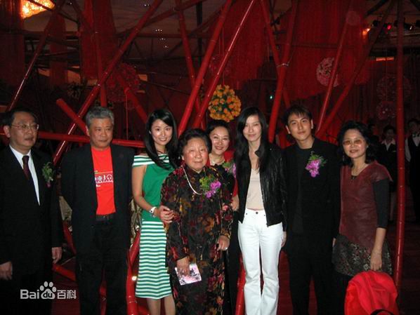 徐枫(Feng Hsu)息影后的生活照性感图片壁纸-万佳直播吧