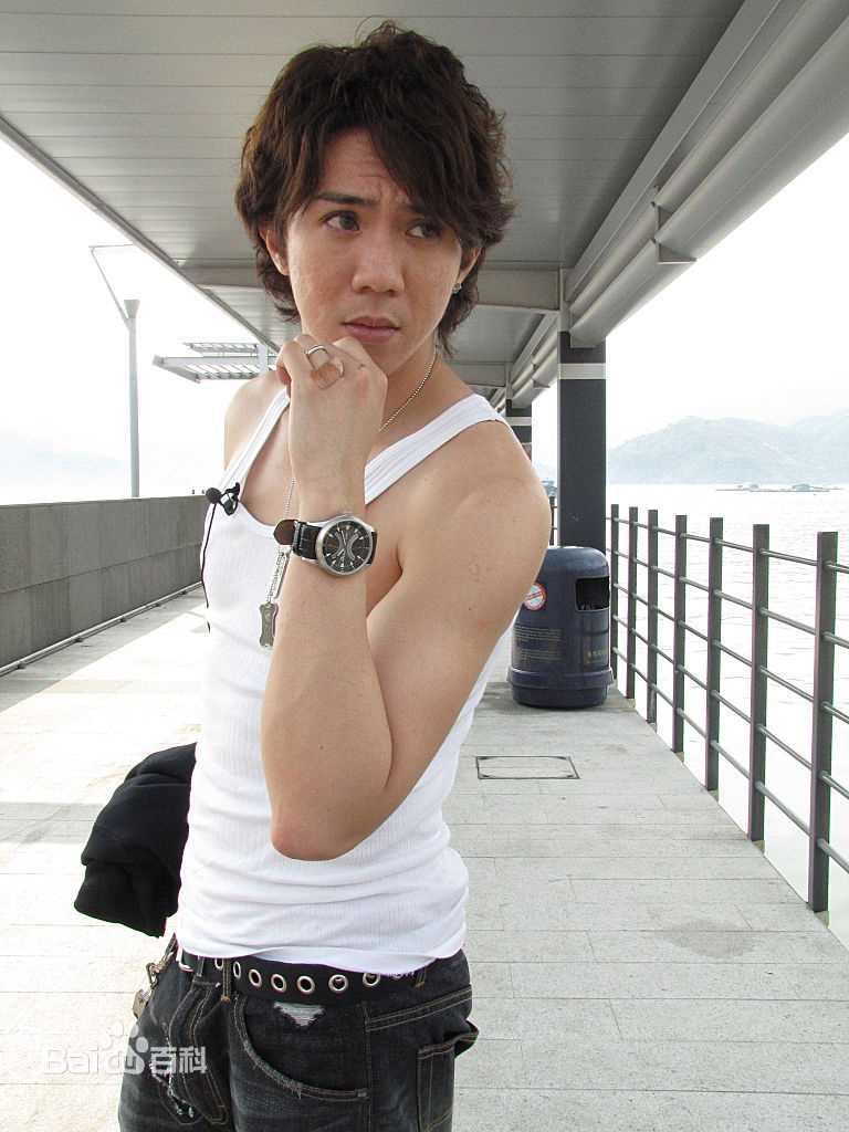 张继聪(Louis Cheung)生活照图册-万佳直播吧