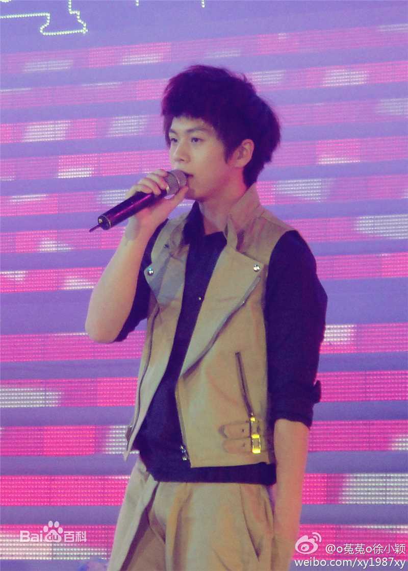 武艺(Philip Wu/Philip Lau)录制节目图集前后照片-万佳直播吧