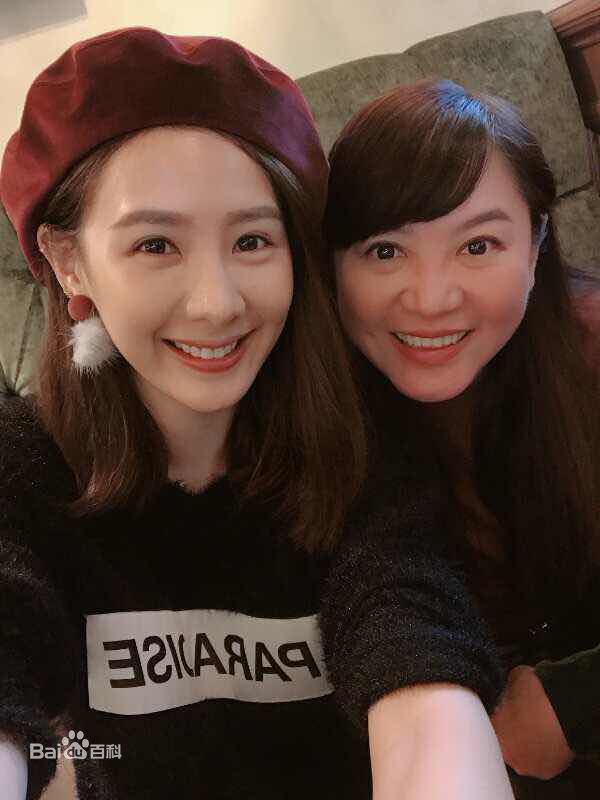 杨洁玫(Yang Jiemei)近期照片素颜照-杨洁玫(Yang Jiemei)近期照片素颜照相册-万佳直播吧