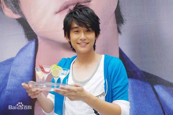 陈乃荣(Nylon Chen)出席活动的生活照-陈乃荣(Nylon Chen)出席活动的生活照相册-万佳直播吧