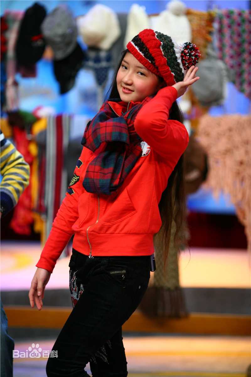 方圆(Fiona Fang)电视节目性感图片图集-万佳直播吧