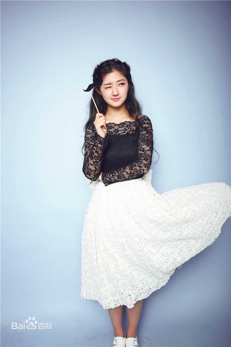 方圆(Fiona Fang)最全壁纸-万佳直播吧