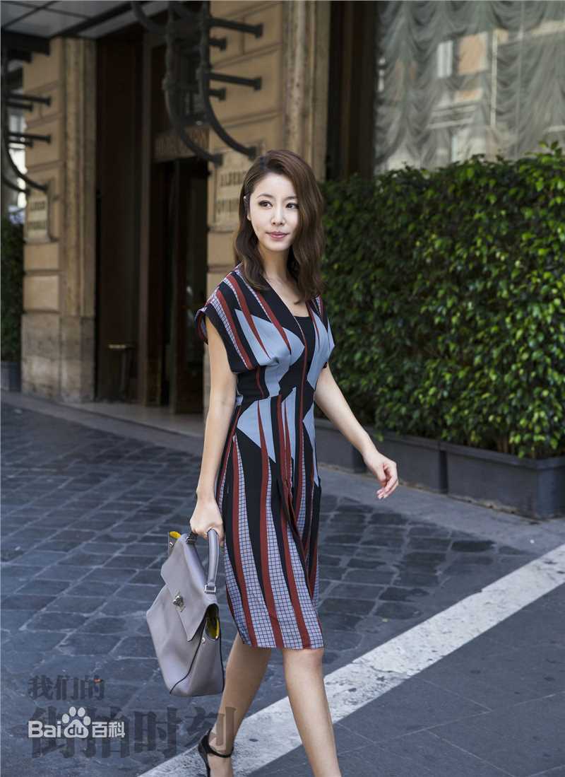 林心如(Ruby Lin)我们的街拍时刻图片图集-万佳直播吧