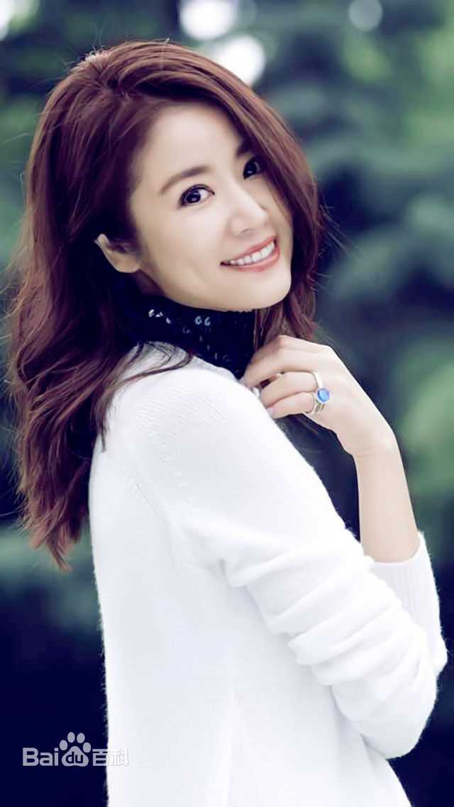 林心如(Ruby Lin)VOGUE生活照-万佳直播吧