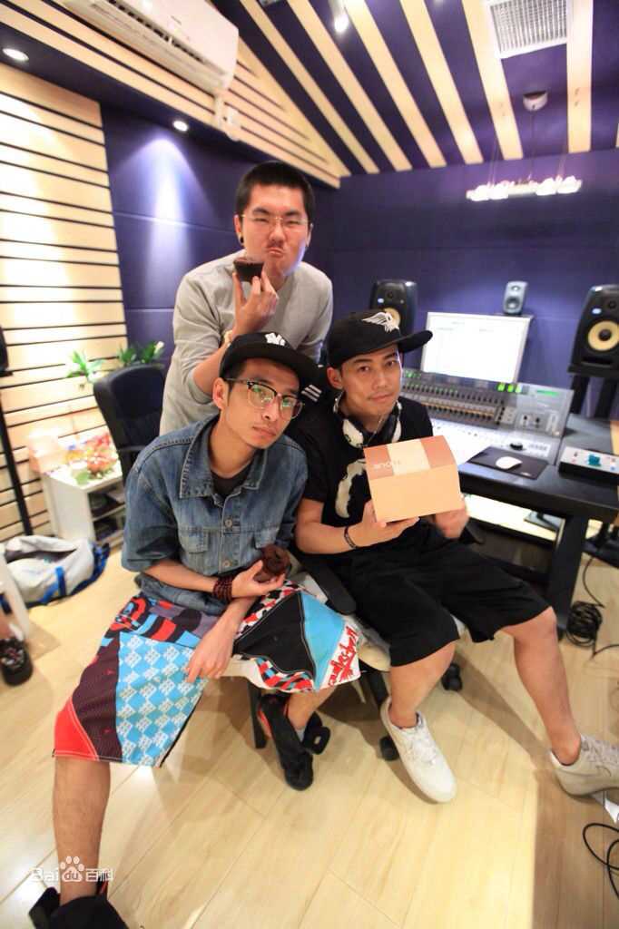 苏醒(Allen Su)生活照图片图集-万佳直播吧