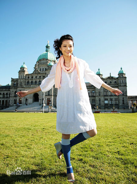 宋汶霏(vionn.song)生活照素颜照壁纸-万佳直播吧