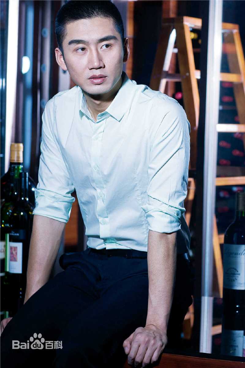 最新何达(Heda)壁纸-万佳直播吧