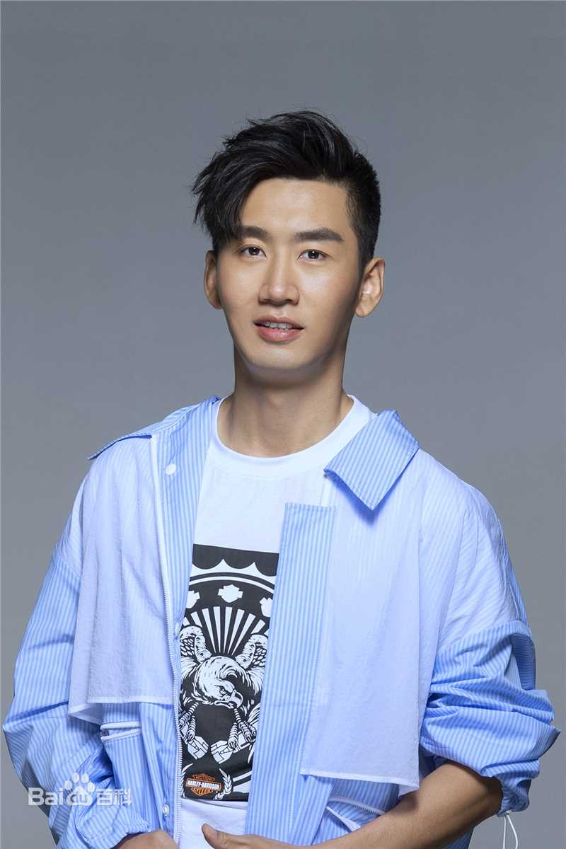 何达(Heda)前后照片-万佳直播吧