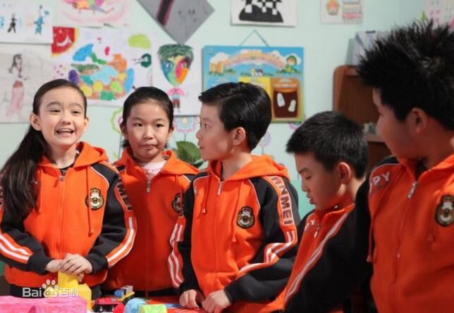 香奈儿·辛普森(Xinel·Simpson)星际精灵蓝多多精选剧照-万佳直播吧