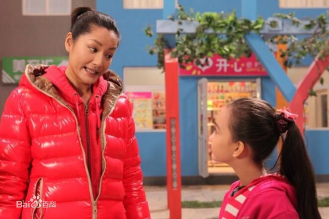 香奈儿·辛普森(Xinel·Simpson)星际精灵蓝多多精选剧照-万佳直播吧