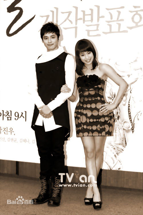 精选洪雅凛(/Hong A Reum)在《给你所有》中的图册-万佳直播吧