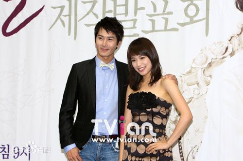 精选洪雅凛(/Hong A Reum)在《给你所有》中的图册-万佳直播吧