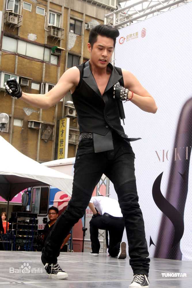 周汤豪(Nick Chou)精彩图册-最优质周汤豪(Nick Chou)精彩图册-万佳直播吧