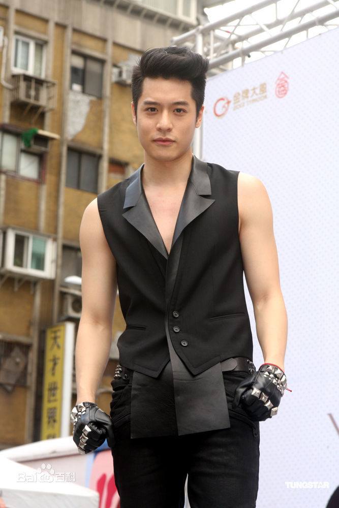 周汤豪(Nick Chou)精彩图册-最优质周汤豪(Nick Chou)精彩图册-万佳直播吧