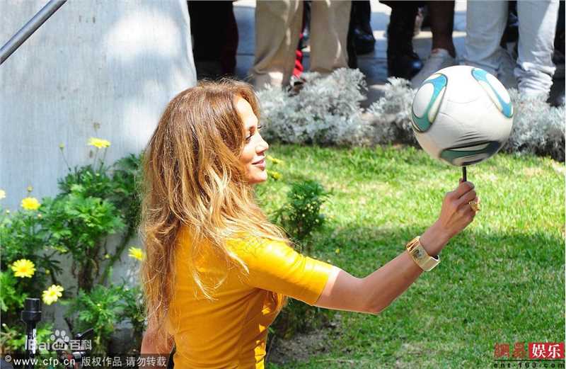 精选詹妮弗·洛佩兹(Jennifer Lynn Lopez)精彩图册-万佳直播吧