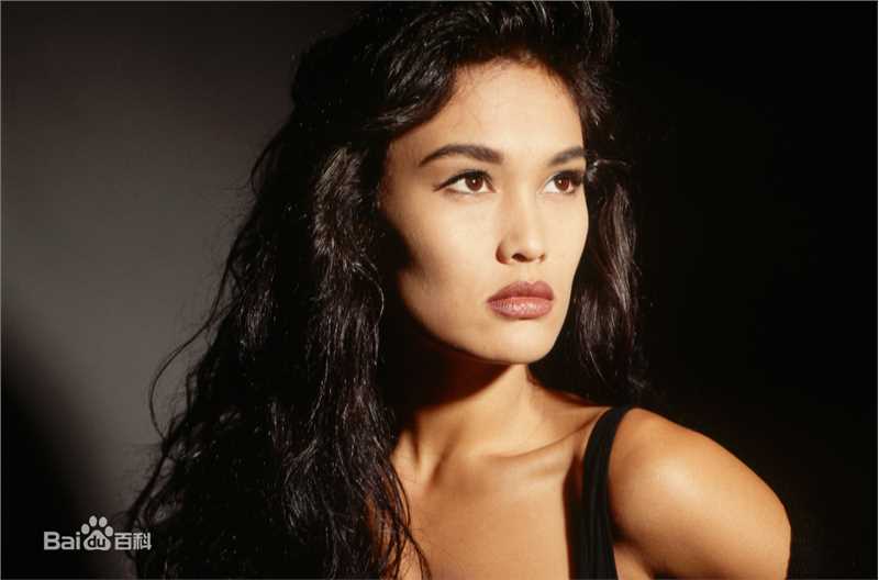 蒂亚·卡雷尔(Althea Rae Duhinio Janairo)前后照片-万佳直播吧