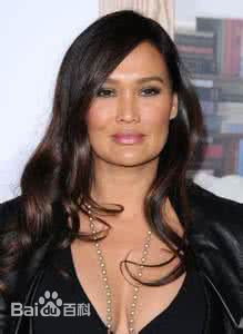 蒂亚·卡雷尔(Althea Rae Duhinio Janairo)前后照片-万佳直播吧