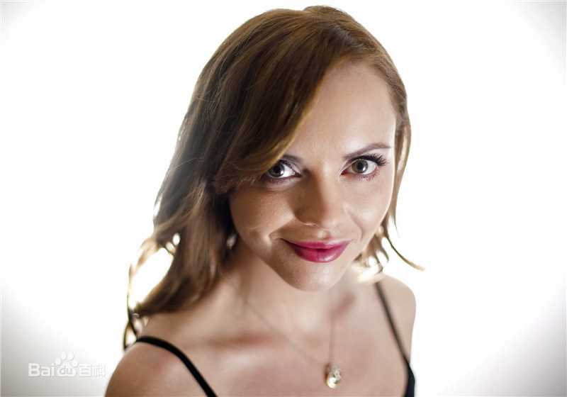 精选克里斯蒂娜·里奇(Christina Ricci)精彩图册-万佳直播吧