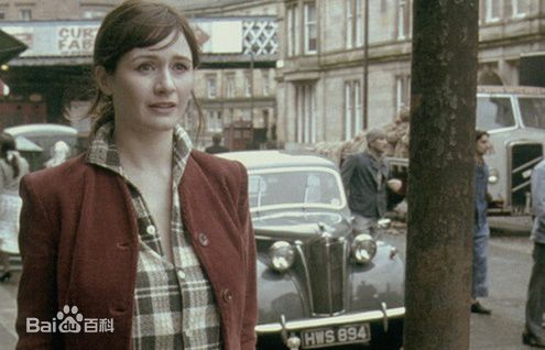 艾米莉·莫迪默(Emily Mortimer、Emily Kathleen Mortimer)艾米莉参演作品前后照片-万佳直播吧