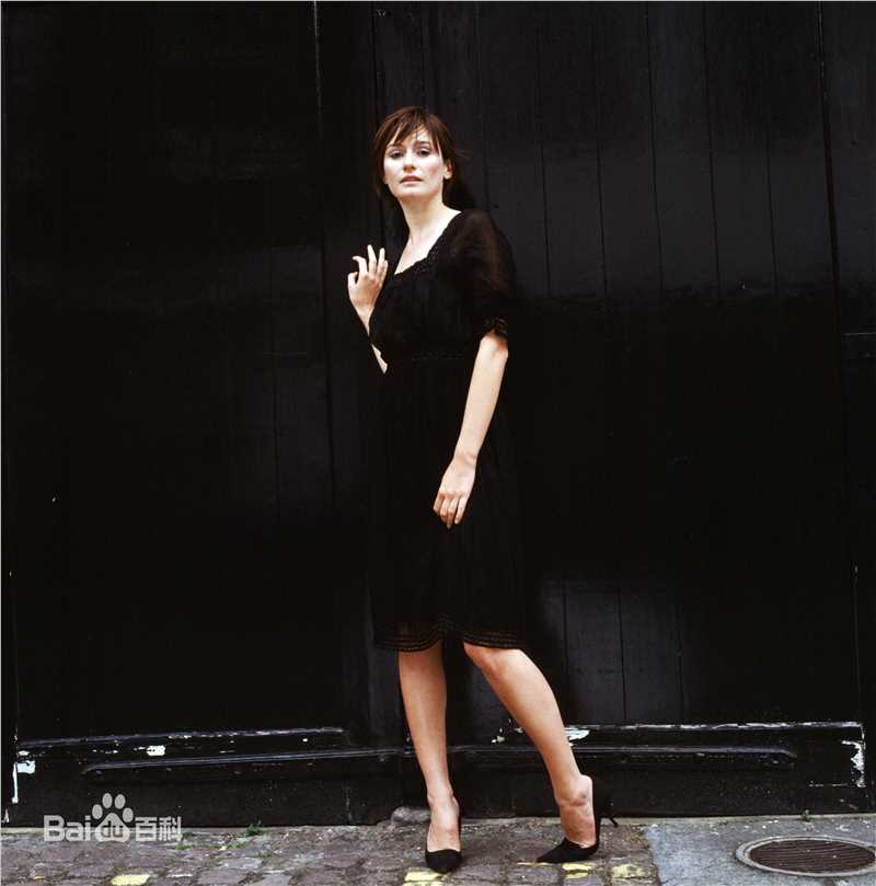 高清艾米莉·莫迪默(Emily Mortimer、Emily Kathleen Mortimer)精彩图册-万佳直播吧