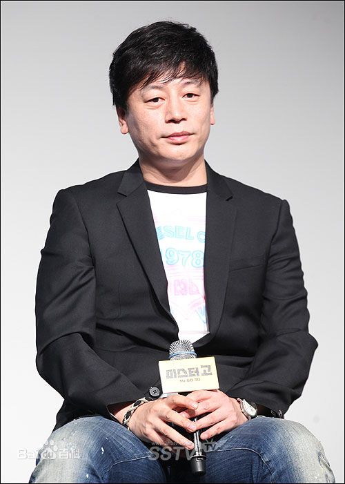 精选金容华(Yong-hwa Kim)-万佳直播吧