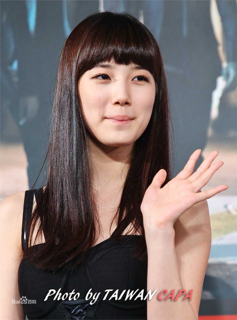 裴秀智((韩)、Suzy Bae(英)、Bae Sue Ji(罗马)、スジ(日))2010前后照片-万佳直播吧