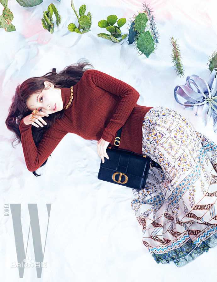 裴秀智((韩)、Suzy Bae(英)、Bae Sue Ji(罗马)、スジ(日))W图片图册-万佳直播吧