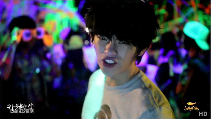 徐仁国(/Seo In Guk/ソ イングク)专辑造型图前后照片-万佳直播吧