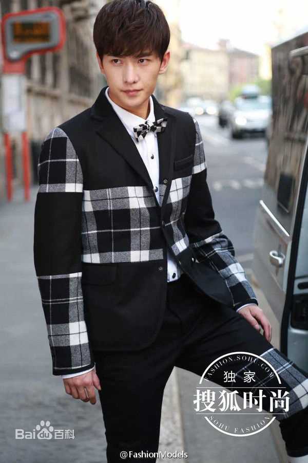 吴念真(Wen-ching Wu)米兰时装周图片图集-万佳直播吧