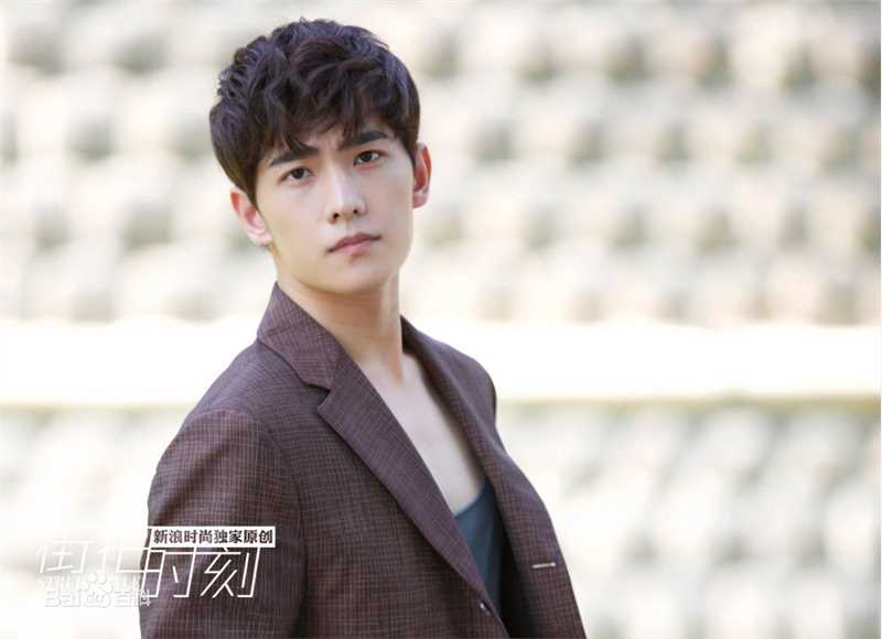 精选吴念真(Wen-ching Wu)在《我们的街拍时刻》中的图册-万佳直播吧