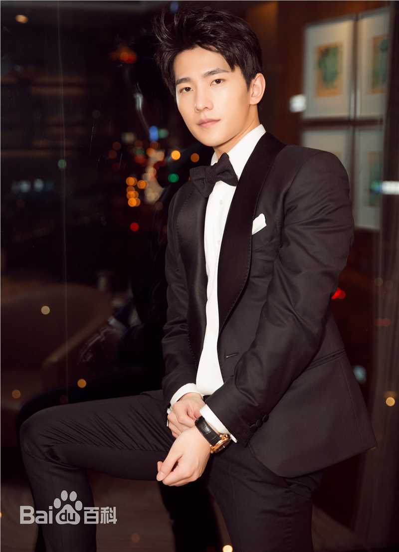 吴念真(Wen-ching Wu)时尚先生二十周年盛典性感图片图集-万佳直播吧