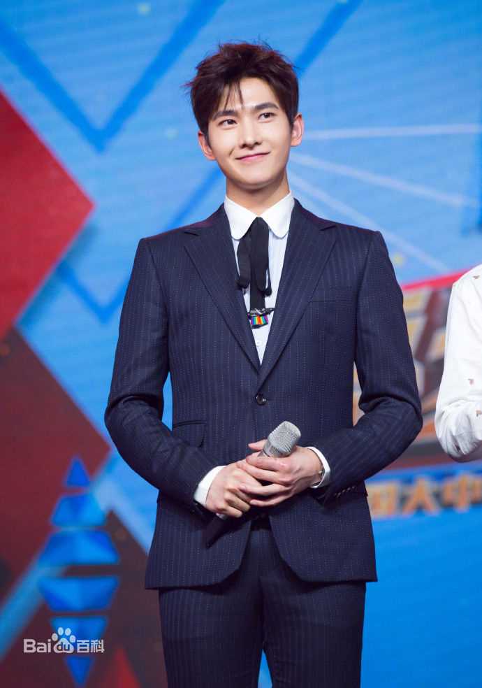 吴念真(Wen-ching Wu)“五月的鲜花”优秀青年演员性感图片图集-万佳直播吧